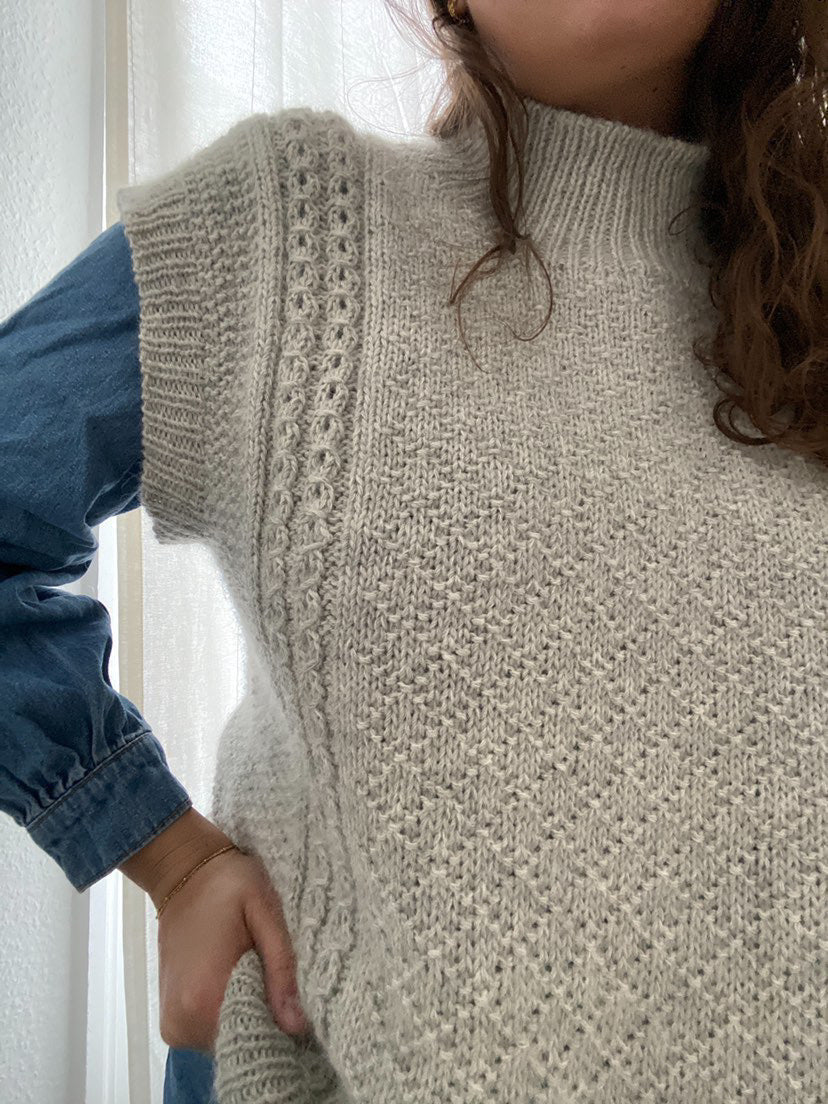 Diamond Structure Vest – easy as knit