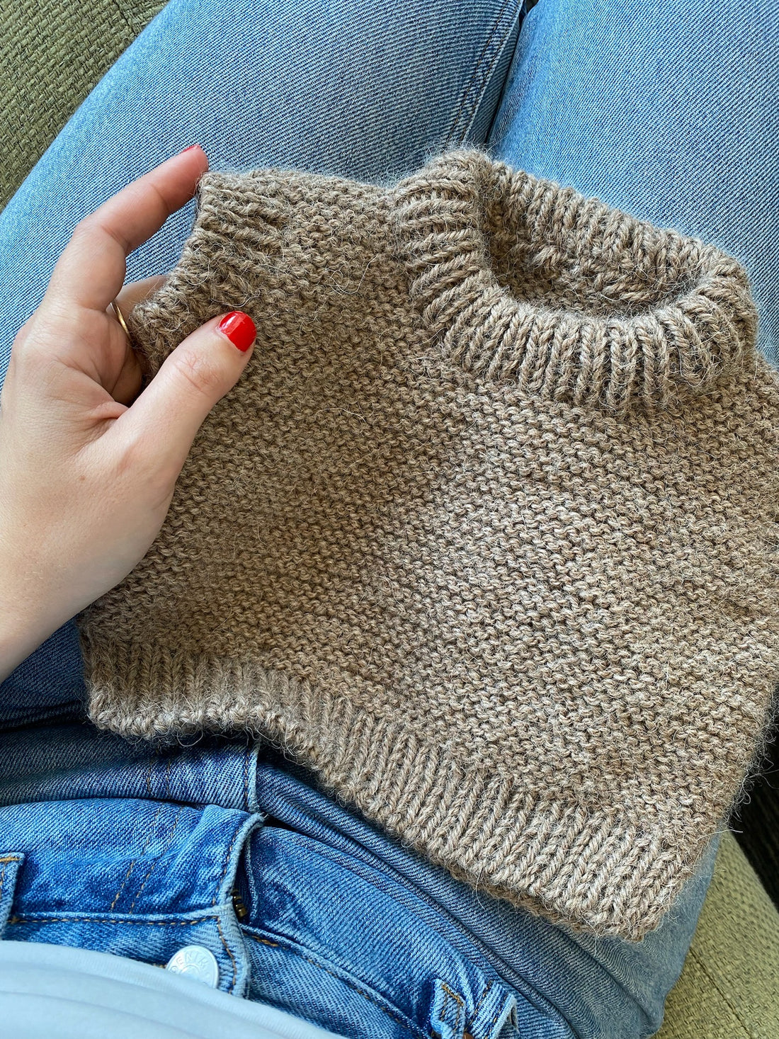 Ultra Easy Slipover Baby – easy as knit